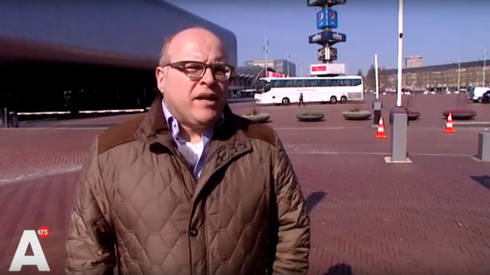 VVD vindt nep-Twitteraccount rond misbruikproces Cheider 'een privézaak ...