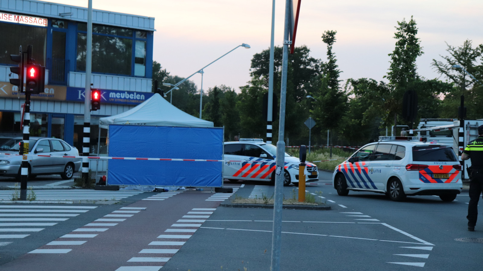 Politie zoekt twee specifieke getuigen van dodelijke schietpartij Saban ...