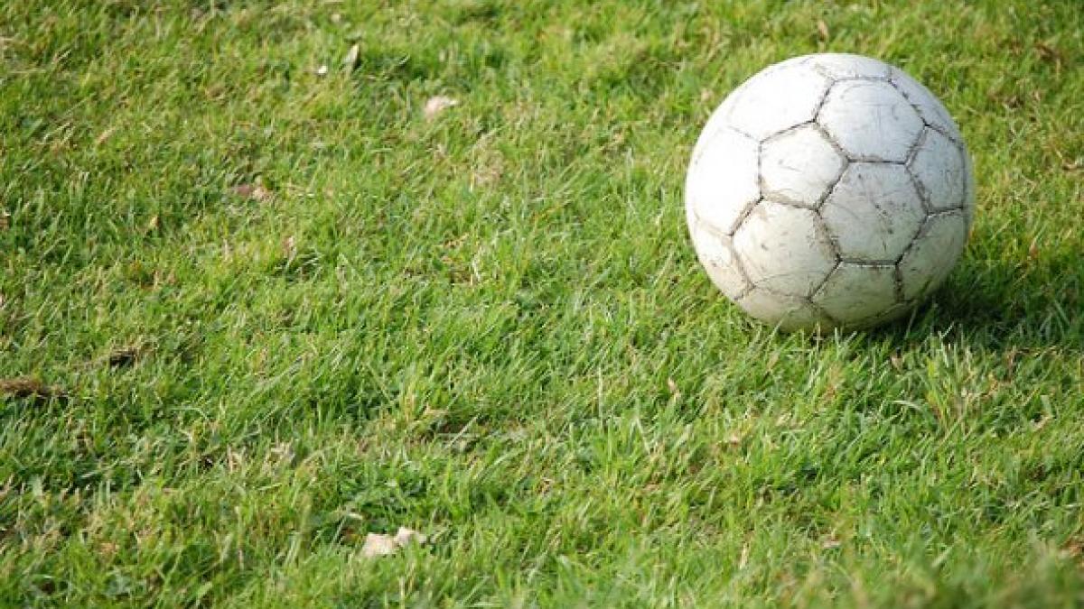 Nieuwe trainer AFC berispt na opmerking over 'de Jood' - AT5