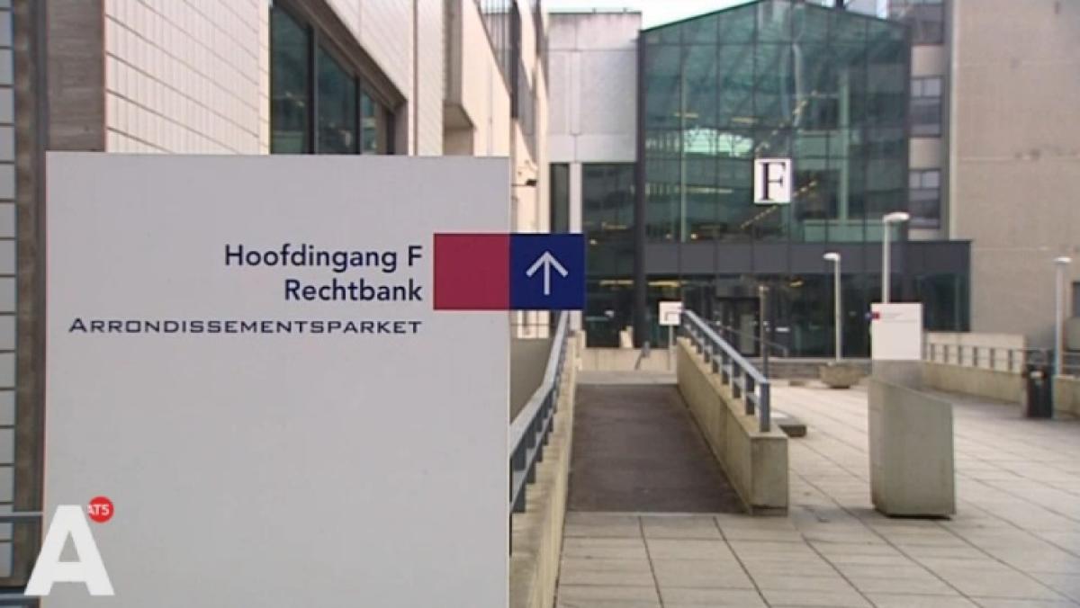 29-jarige 'IS-dreiger' moet drie jaar de cel in - AT5 29-jarige 'IS-dreiger' moet drie jaar de cel in - AT5