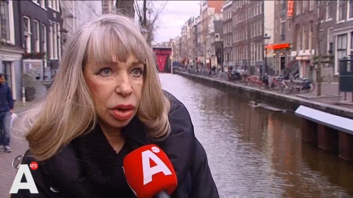 Metje Blaak maakt zich zorgen over zwanen tijdens oud en nieuw - AT5