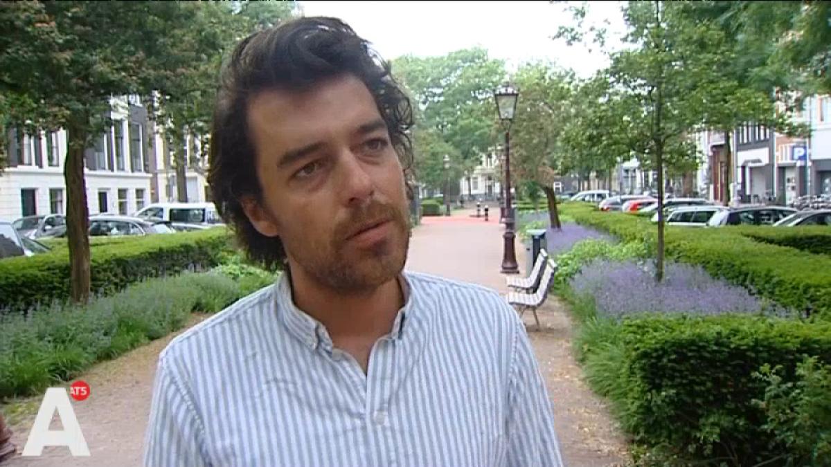 Advocaat Omar A. 'Met man en macht bezig, maar kan niet veel doen' - AT5