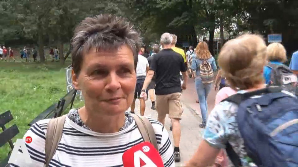 Dam tot Dam Weekend begonnen met wandeltocht: 'Een blokje om' - AT5