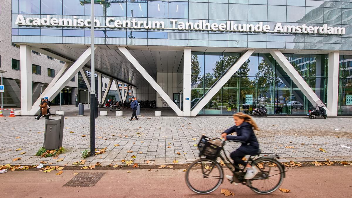 ACTA sluit deuren na corona-uitbraak: "Veel studenten hebben Halloween ...