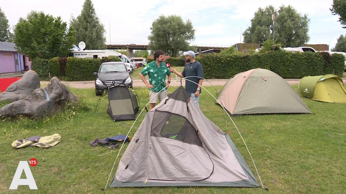 Niet in de rij of in de file deze zomer? Straten gaat kamperen in eigen ...
