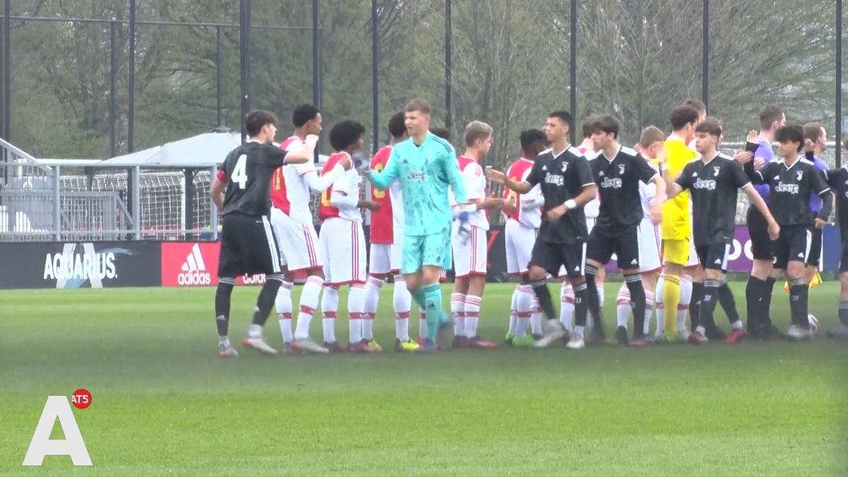 Ajax Onder 17 verliest met 0-3 in verregende finale Future Cup - AT5