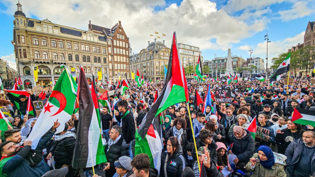 Rode lijn-protest voor Gaza op zondag 5 oktober in Amsterdam - AT5