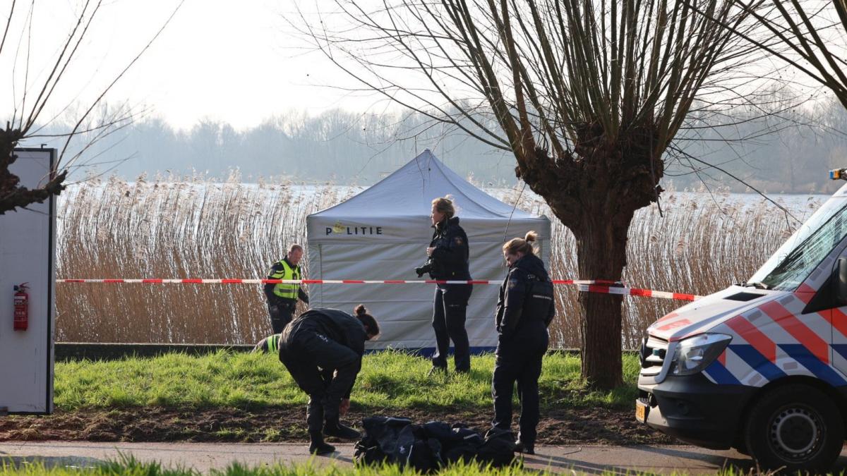 Lichaam van man aangetroffen in de Gaasperplas - AT5