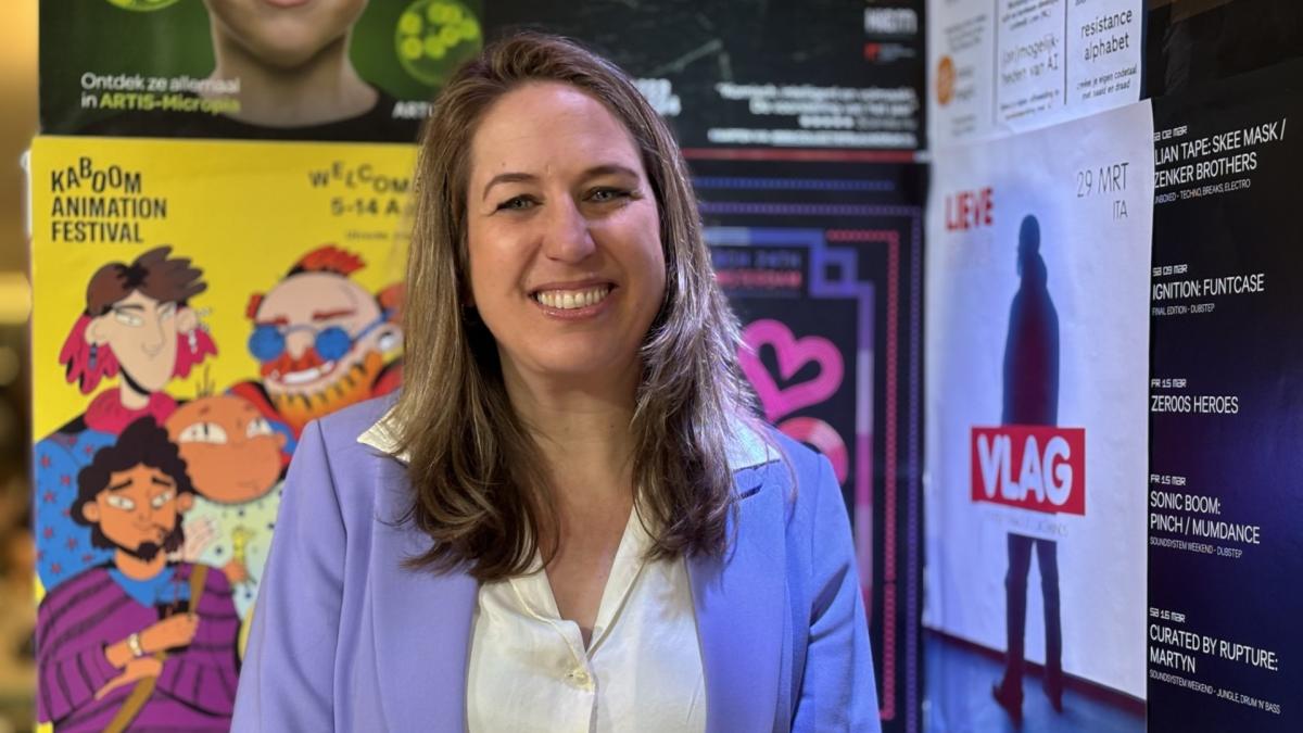 Wethouder Marjolein Moorman (PvdA) wil de landelijke politiek in - AT5