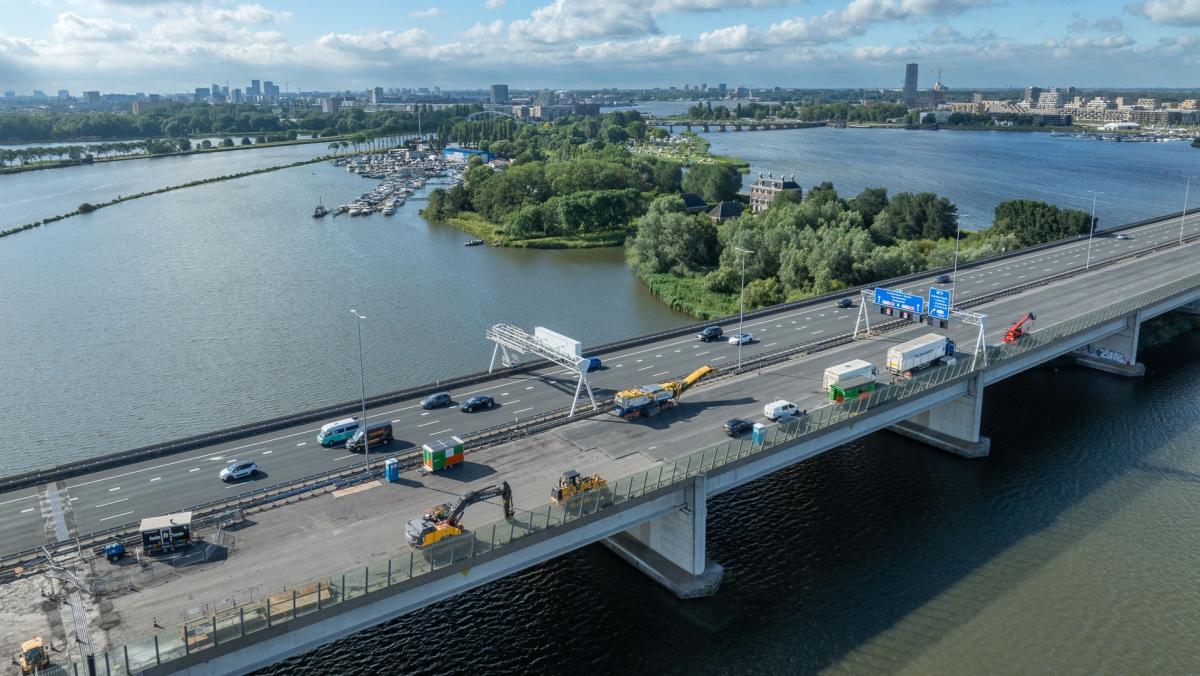 Fileleed voorbij: ring na ruim een maand werkzaamheden weer volledig ...