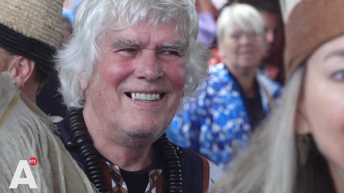 Ruigoord neemt afscheid van grondlegger Hans Plomp: "Hij verbond ...