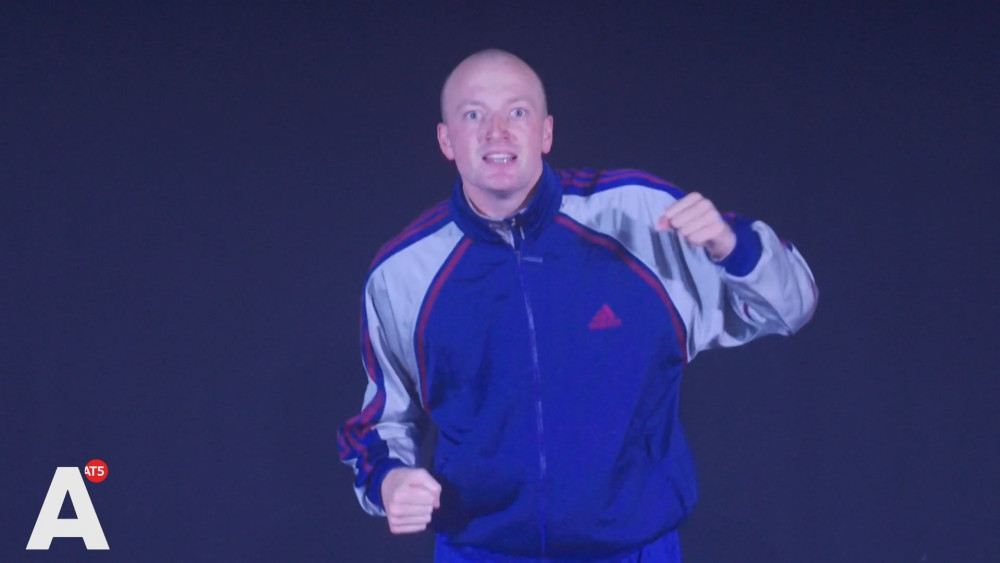 Parade-act over gabbers: "Merken dat mensen langskomen die zelf gabber ...