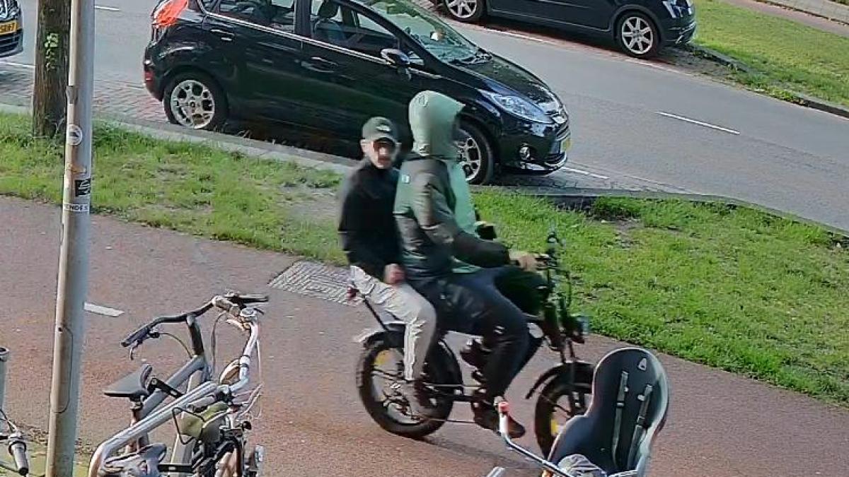Duo op fatbike bedreigt man bij OLVG West: "Horloge af, anders schiet ...