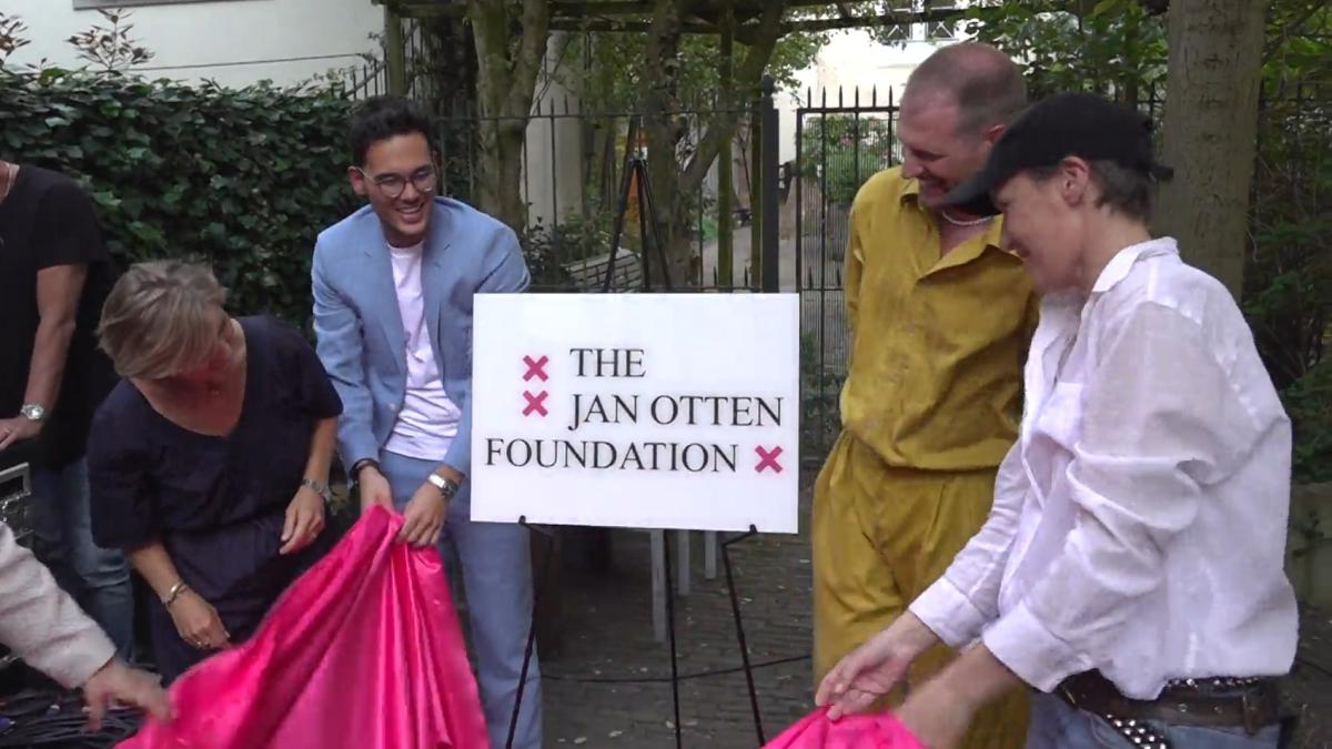 Liefdadigheidswerk Wallenkoning Jan Otten voortgezet in stichting: "Hij ...