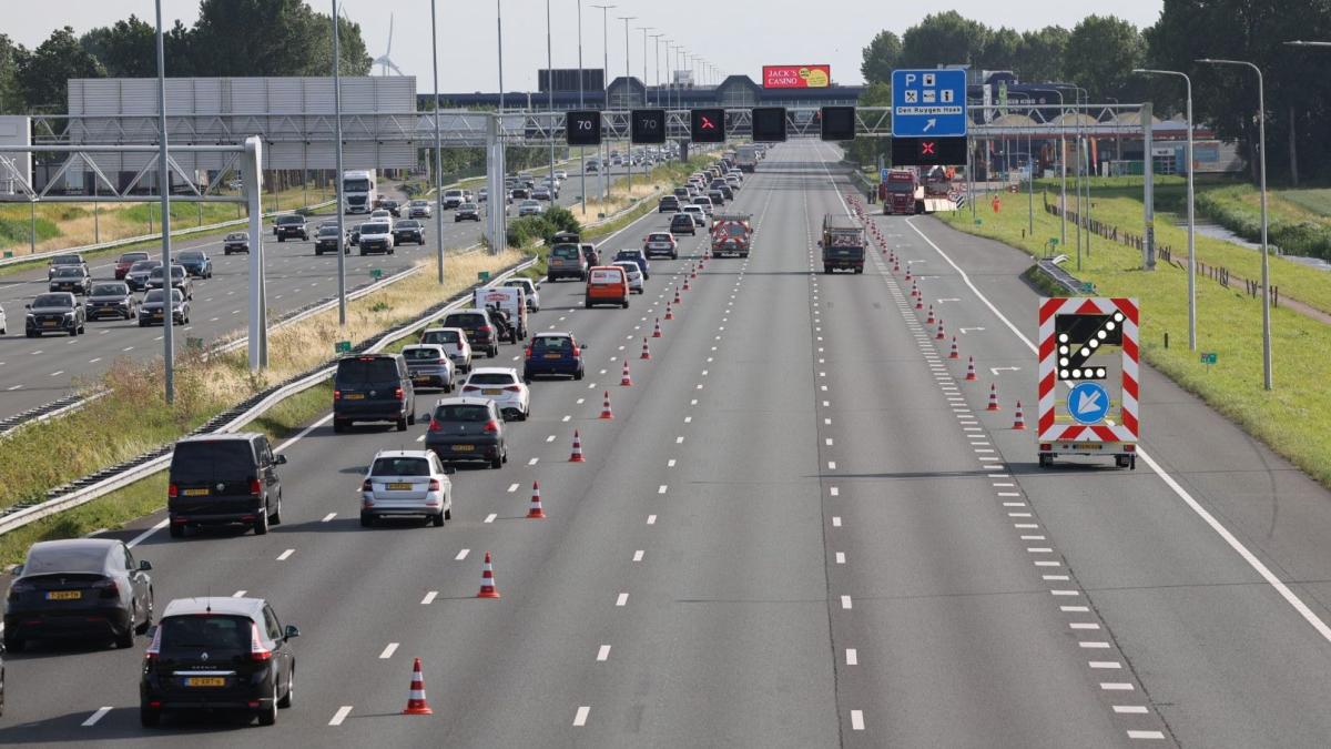 Afsluitingen op snelwegen rond de stad voor NAVO-top - AT5