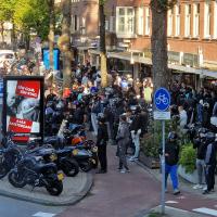 Tien jaar cel en tbs voor dodelijke steekpartij Hoofddorpplein ...