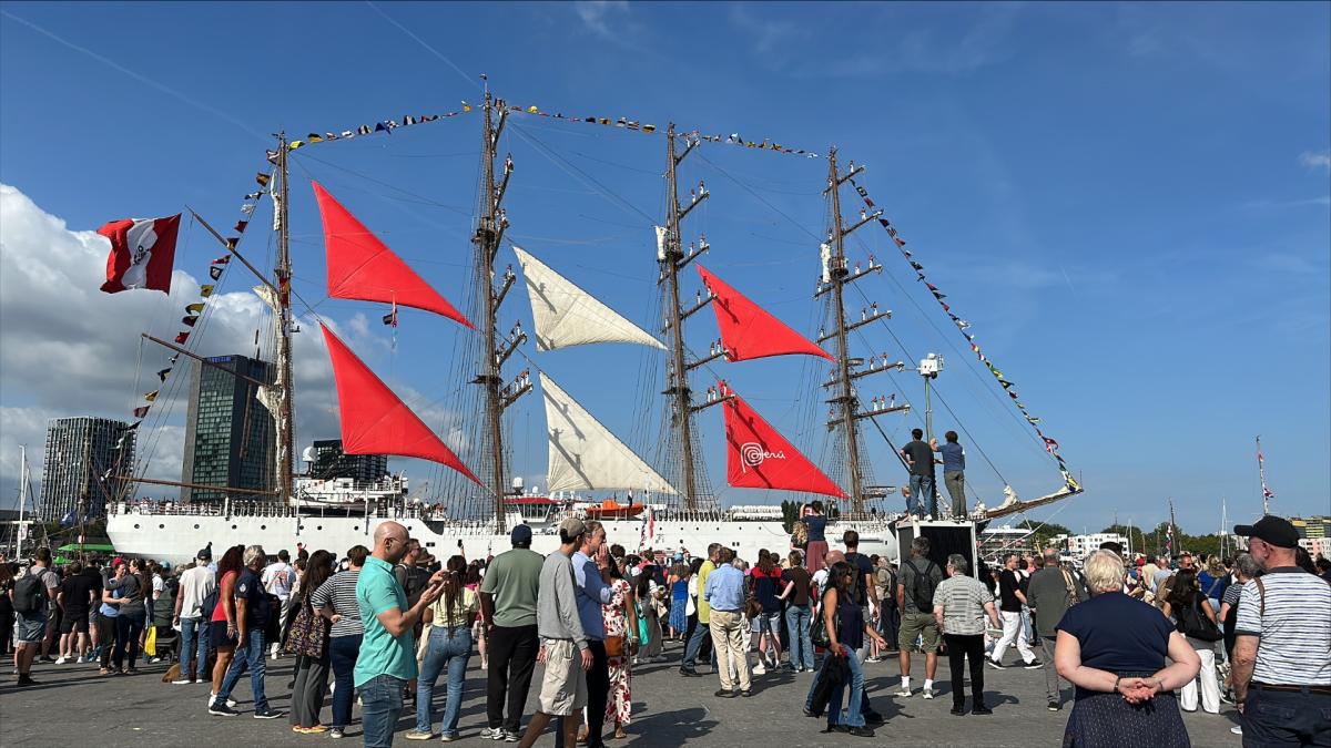Peruaans tallship B.A.P. Union dé blikvanger van Sail: ''Trots dat ik ...