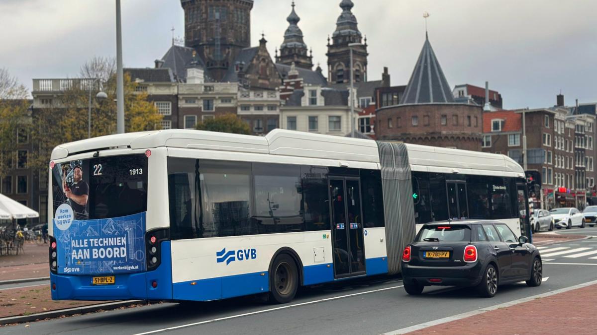 Kritiek in raad op GVB over omgang met personeel: "GVB vindt sorry ...