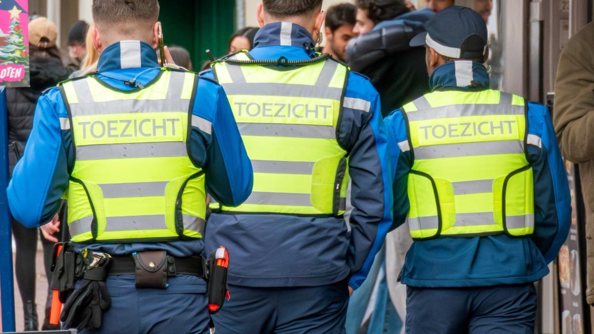 Handhavers mogen straks handhaven bij seksuele intimidatie - AT5
