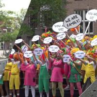 Beth Ditto en Billy Porter bij opening van Pride Village op Museumplein ...